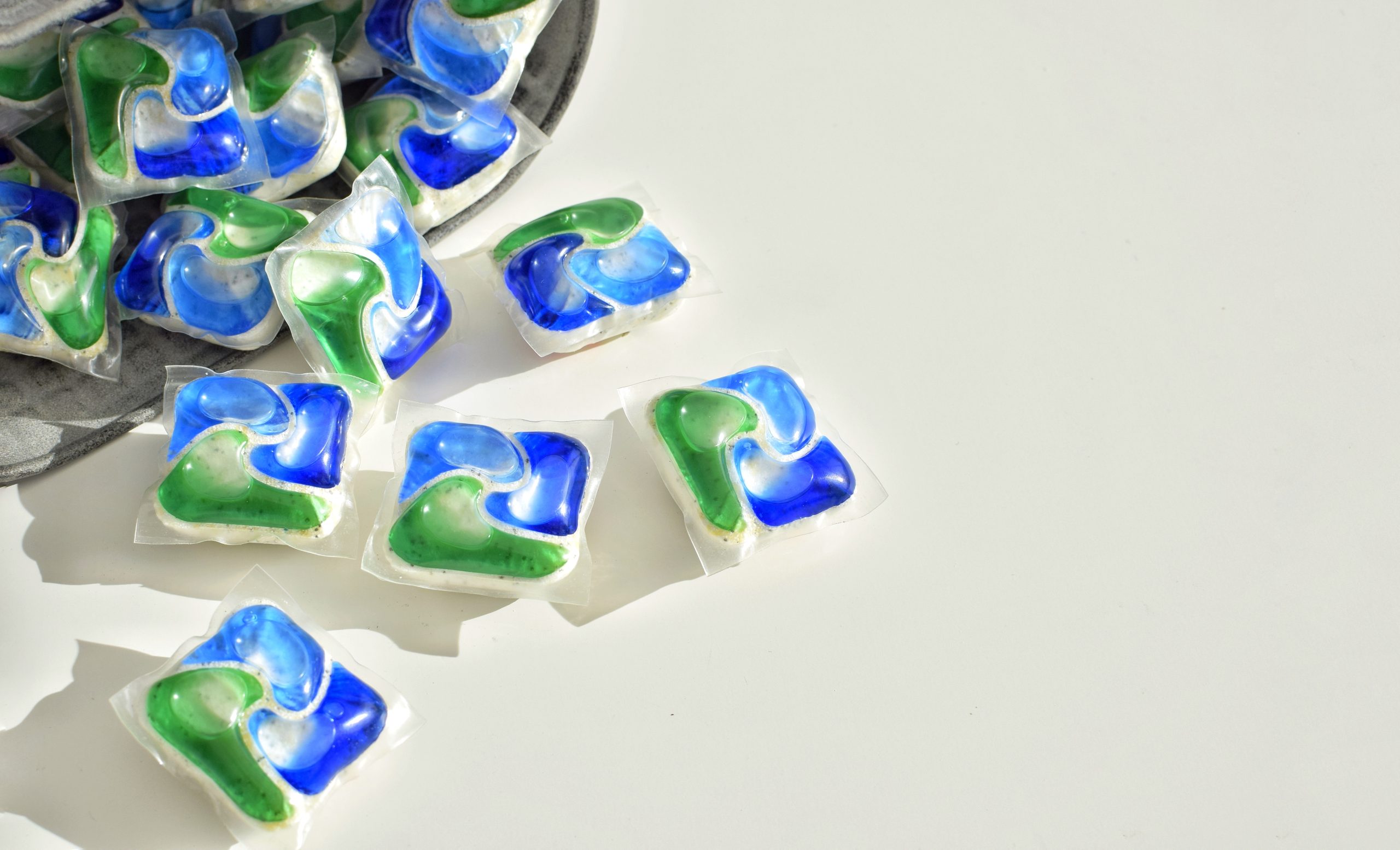 Why Dishwasher Pods May Be More Toxic Than You Think (+ Safer ...